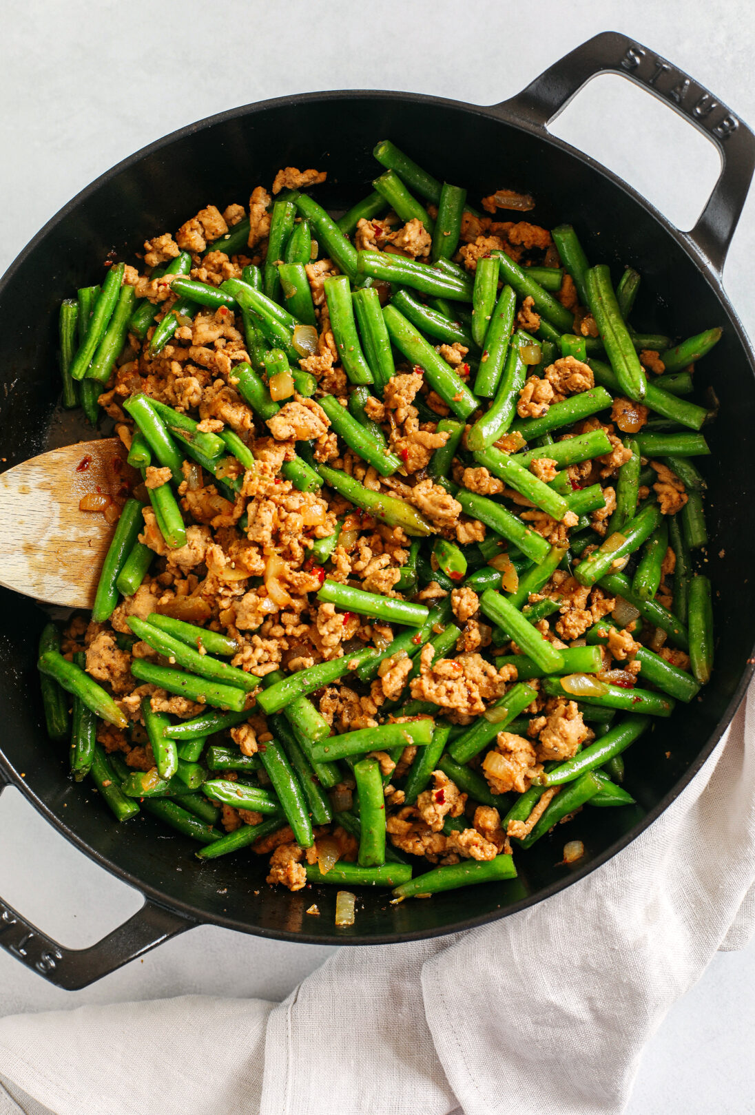 Asian Ground Turkey and Green Bean Stir Fry - Eat Yourself Skinny