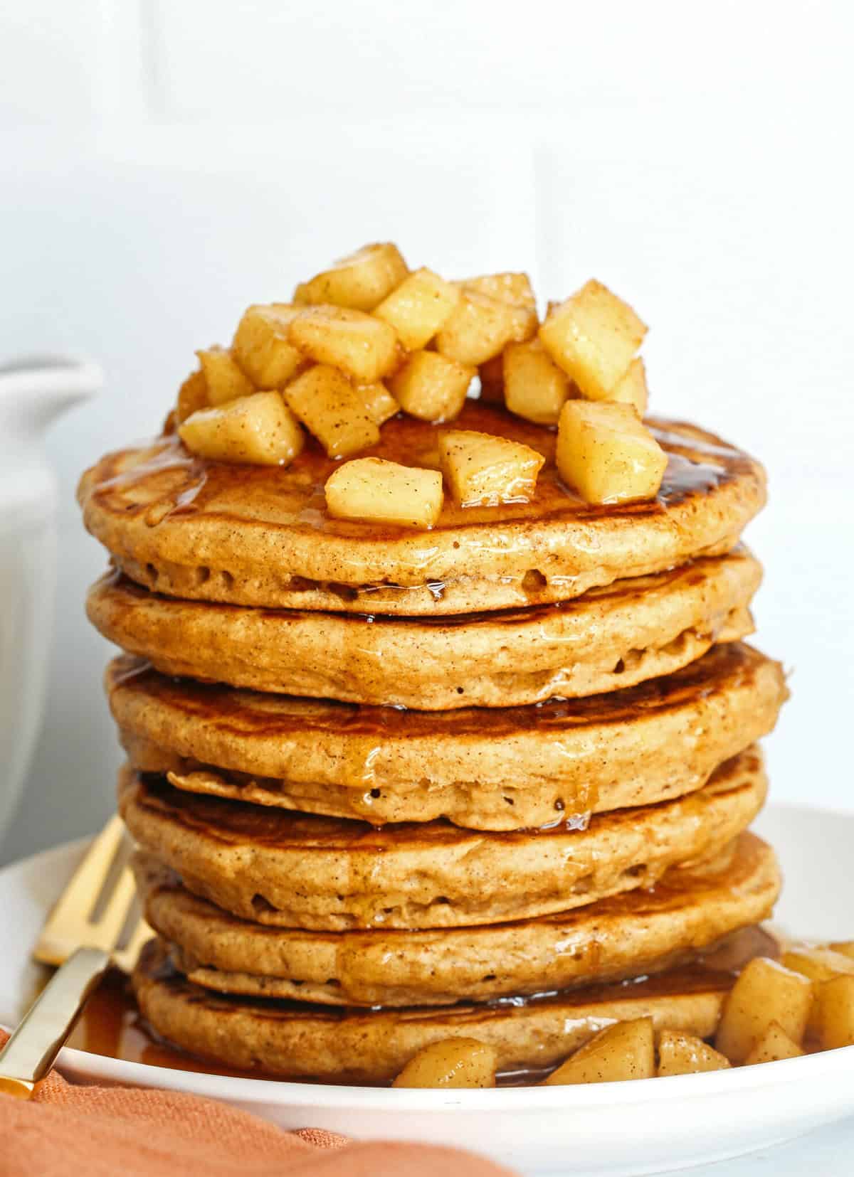 Healthy Apple Cinnamon Pancakes - Eat Yourself Skinny