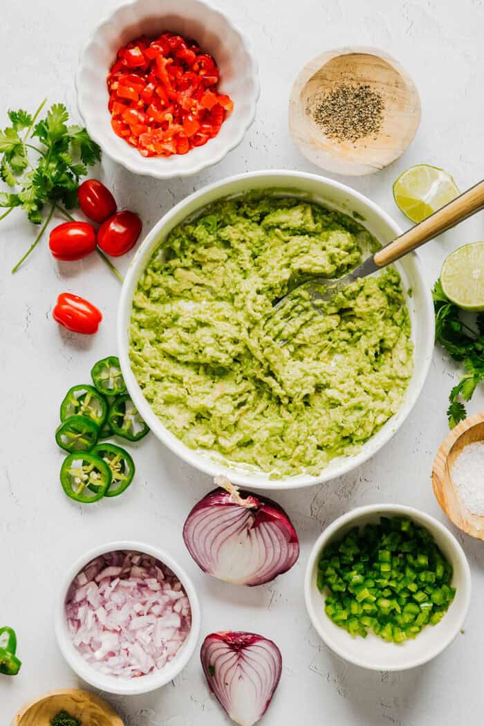 The Best Chunky Guacamole Recipe - Eat Yourself Skinny